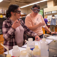 veronica-siller_chem-lab | Linfield Magazine